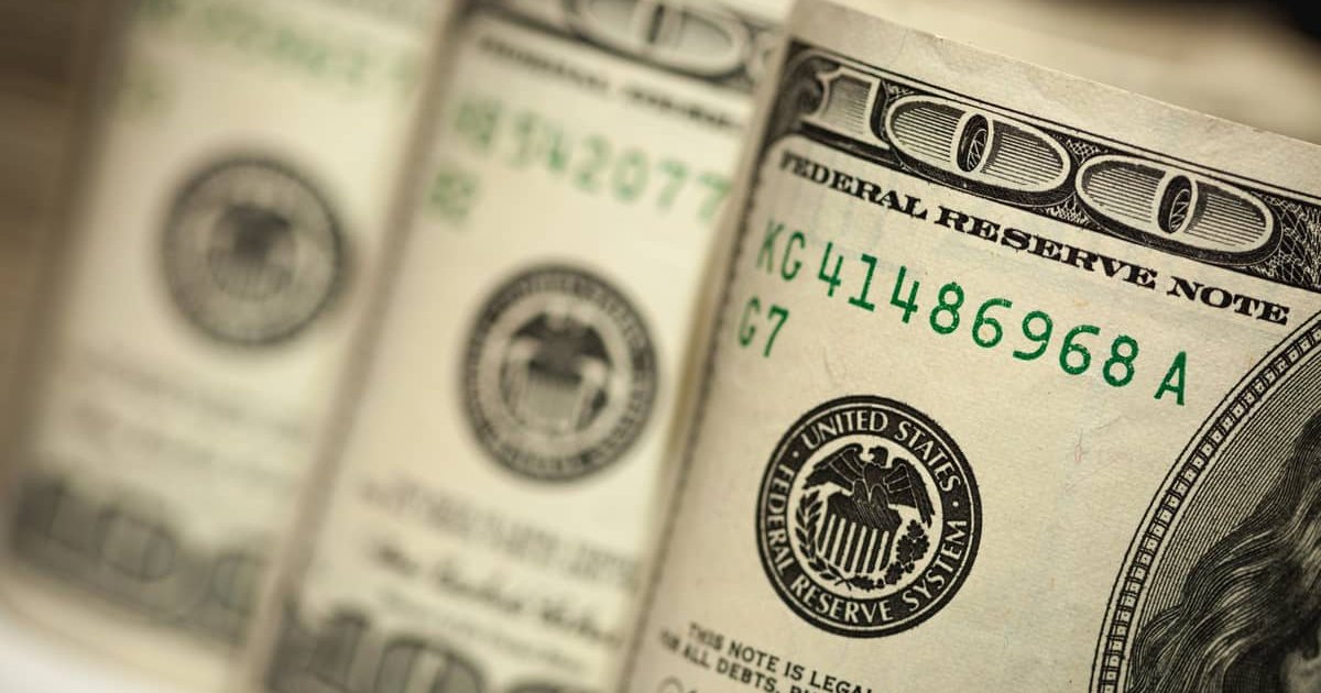 Курс долара на квітень 2024 року: чому він постійно зростає та що буде далі — PMG.ua