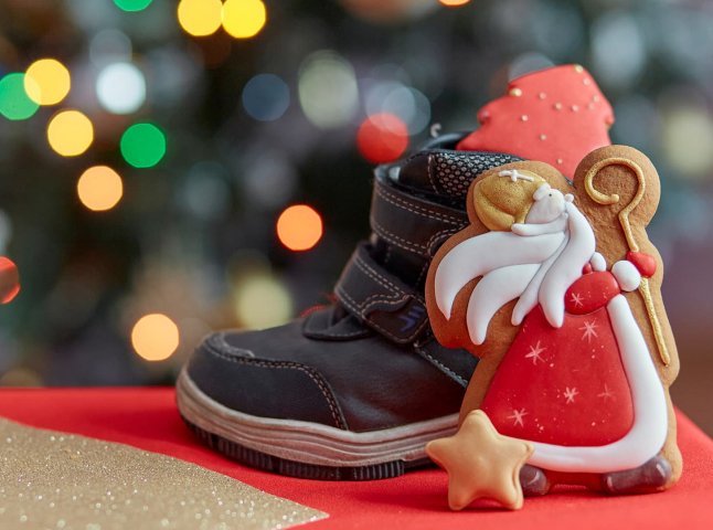 Цімбор, киндириця, шваблики: з’явилась інфографіка із географією діалектів України — PMG.ua